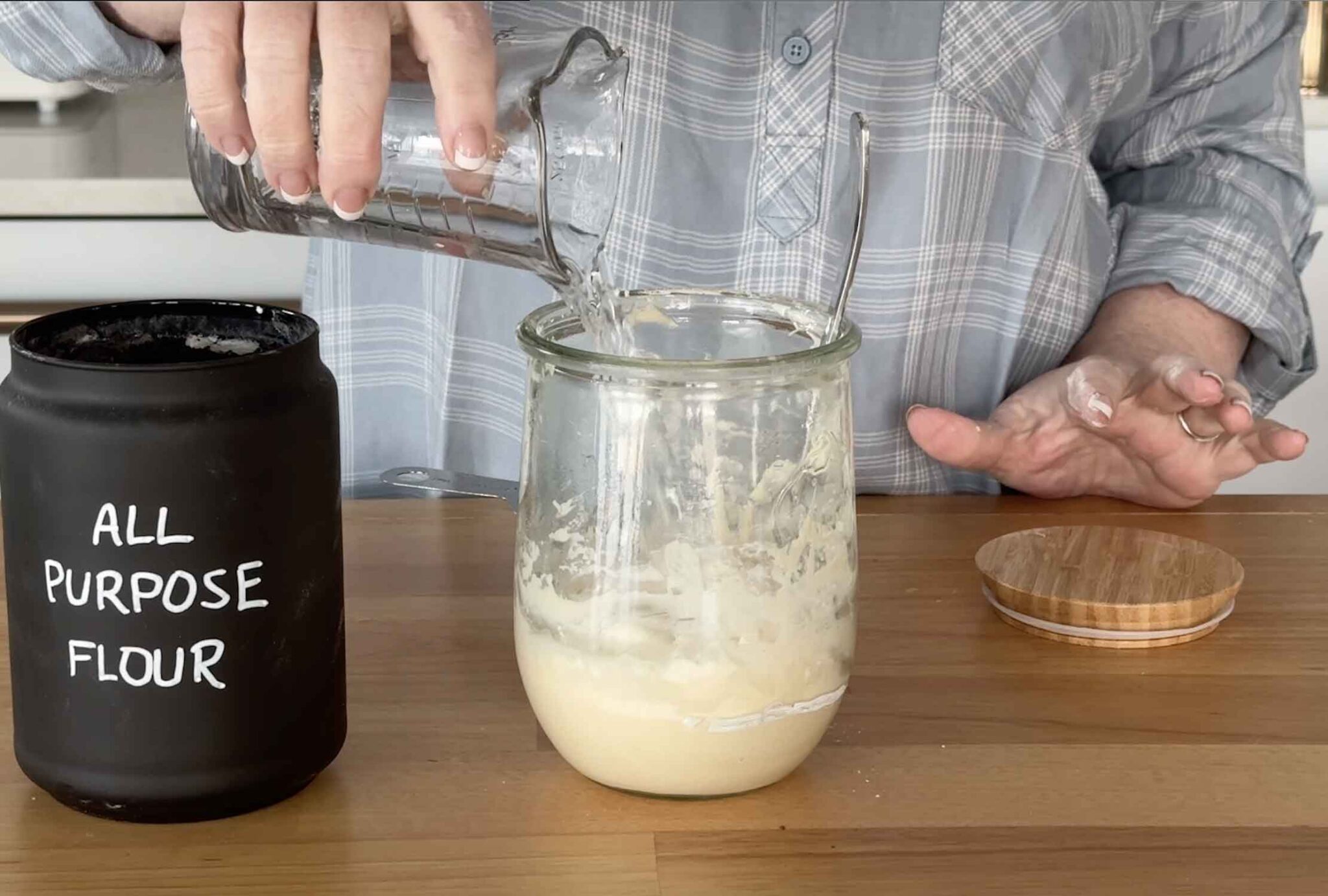 How to Make and Feed a Sourdough Starter (Beginner Guide)